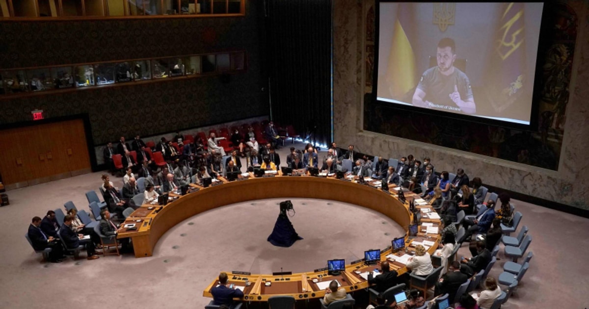 Nga "lép vế" trước Ukraine trên đấu trường ngoại giao