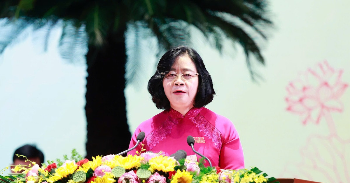 Bà Bùi Thị Minh Hoài tiếp tục giữ chức Bí thư Thành ủy Hà Nội khóa XVIII