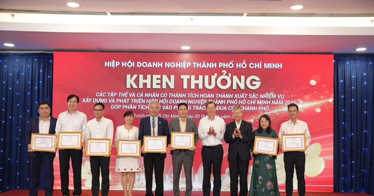 HUBA đề xuất TP HCM tiếp tục hoàn thiện cơ chế, chính sách để hỗ trợ ...